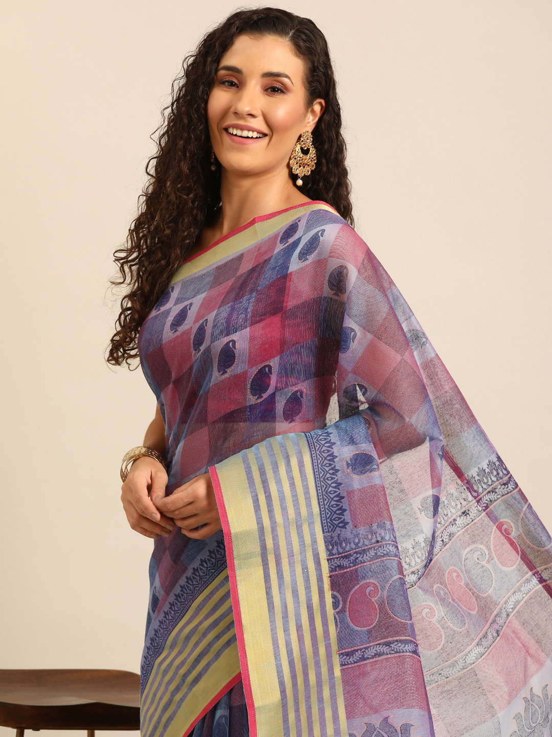 Buy SHANVIKA Ethnic Motifs Printed Zari Saree - Sarees for Women ...