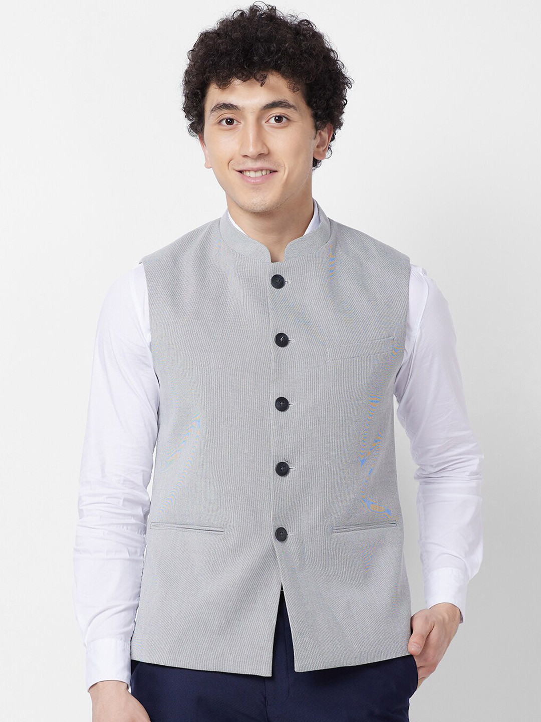 Buy Raymond Contemporary Fit Nehru Jacket - Nehru Jackets for Men ...