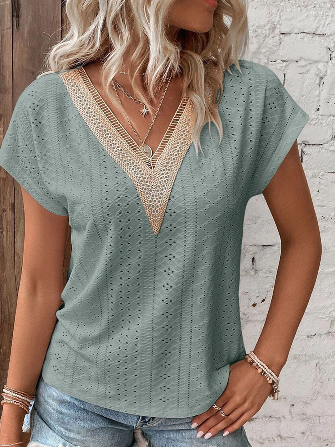 Buy StyleCast Extended Sleeves Top - Tops for Women 27719286 | Myntra