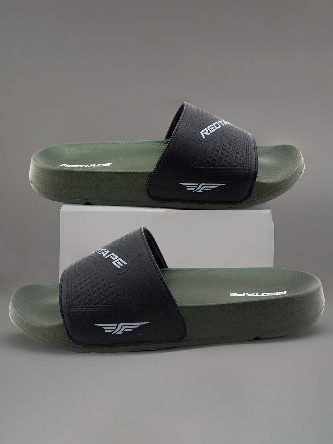 Buy Red Tape Men Printed Sliders - Flip Flops for Men 27744748 | Myntra