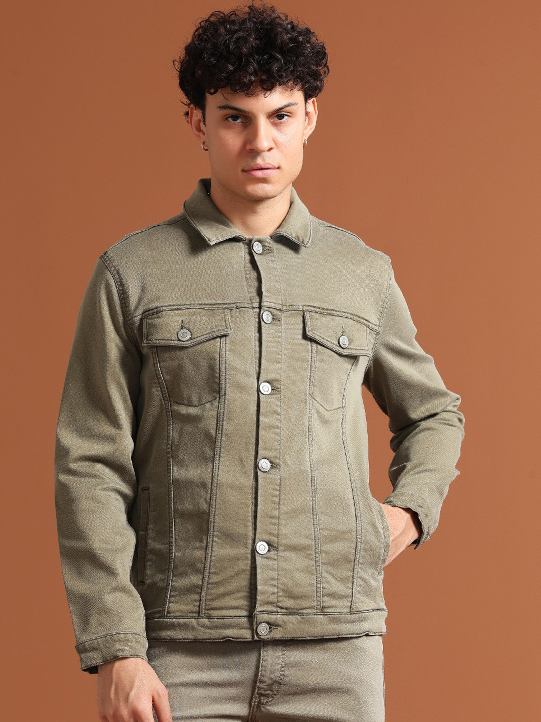 Buy VUDU Spread Collar Denim Jacket - Jackets for Men 27788690 | Myntra