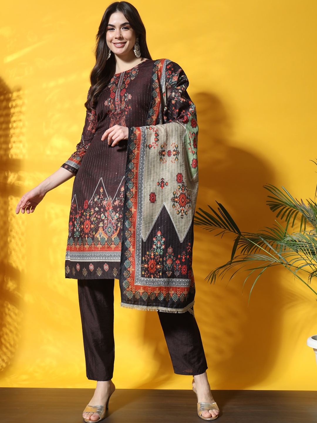Buy Chhabra 555 Ethnic Motif Printed Straight Kurta With Trouser ... Buy Chhabra 555 Ethnic Motif Printed Straight Kurta With Trouser ...