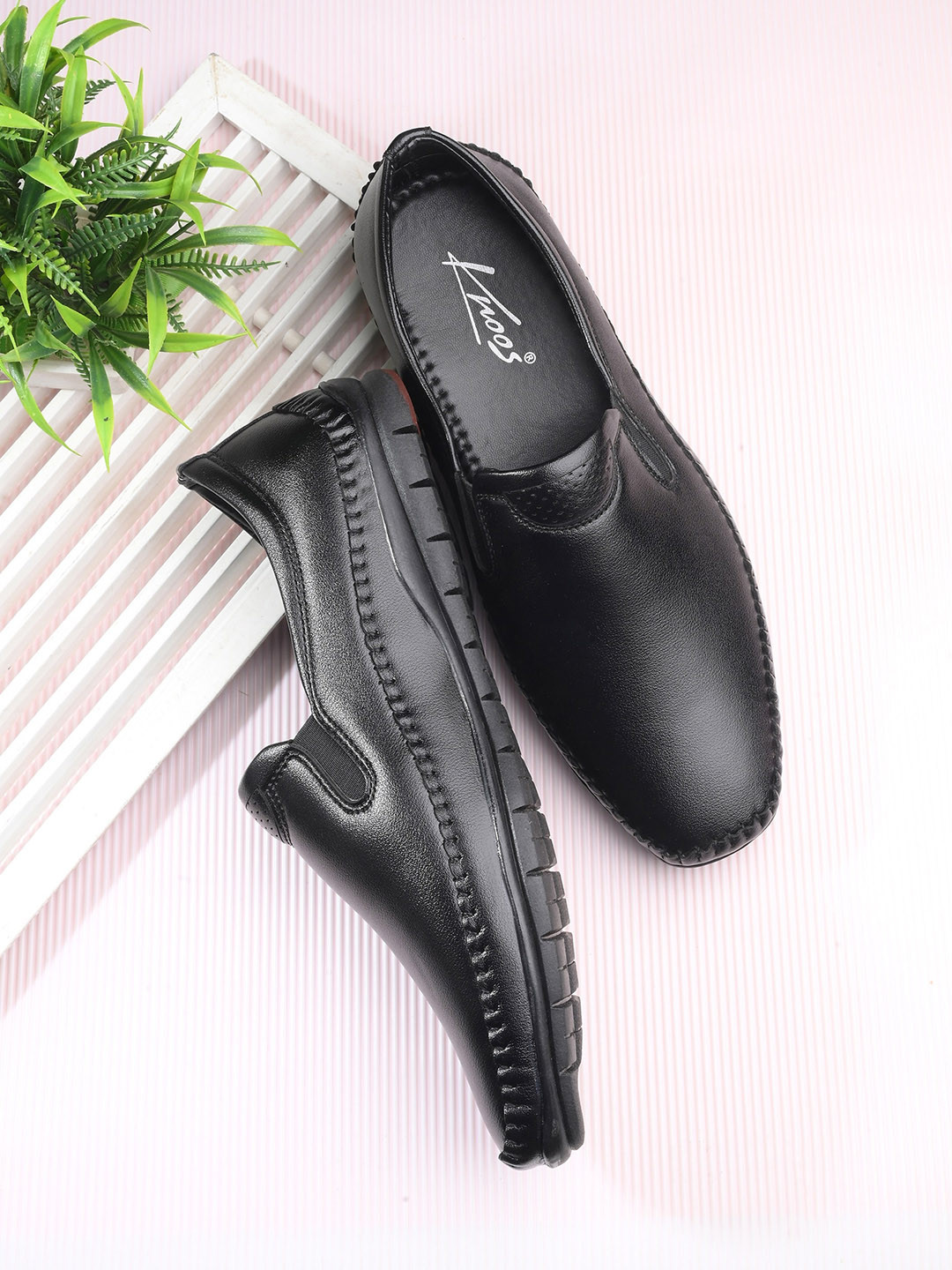 Buy Knoos Men Textured Round Toe Lightweight Water Repellent Upper ...