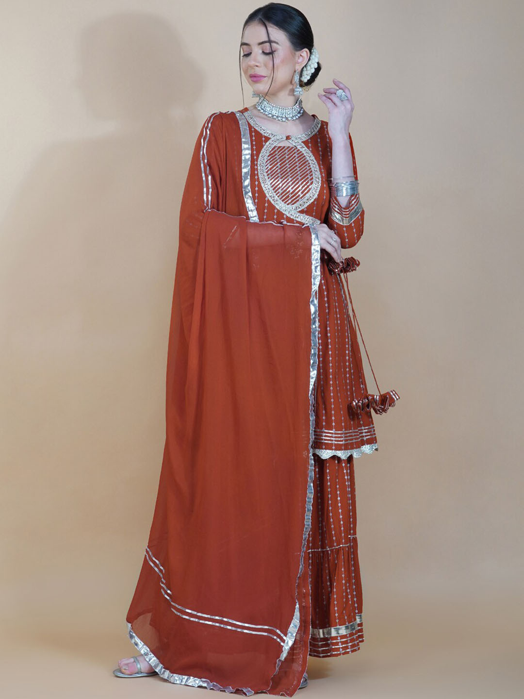 Buy HERE&NOW Geometric Printed Gotta Patti Anarkali Kurti With Sharara ...