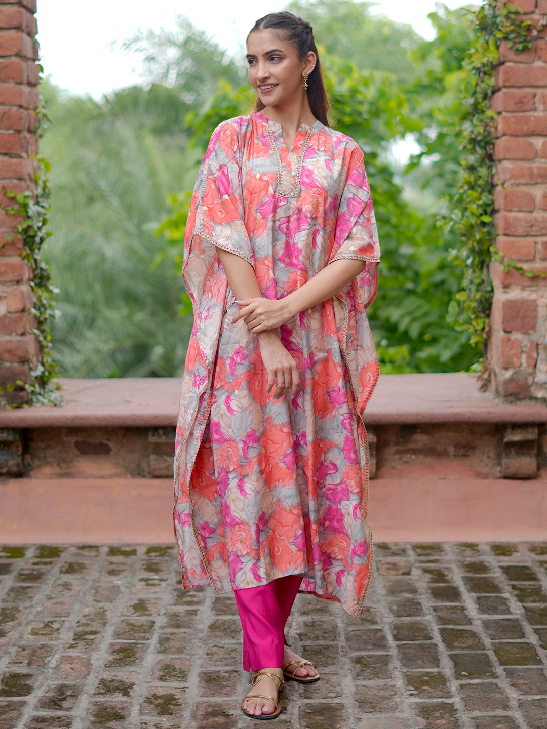 Buy Libas Floral Printed Mandarin Collar Kaftan Tunic & Flared Palazzos ...