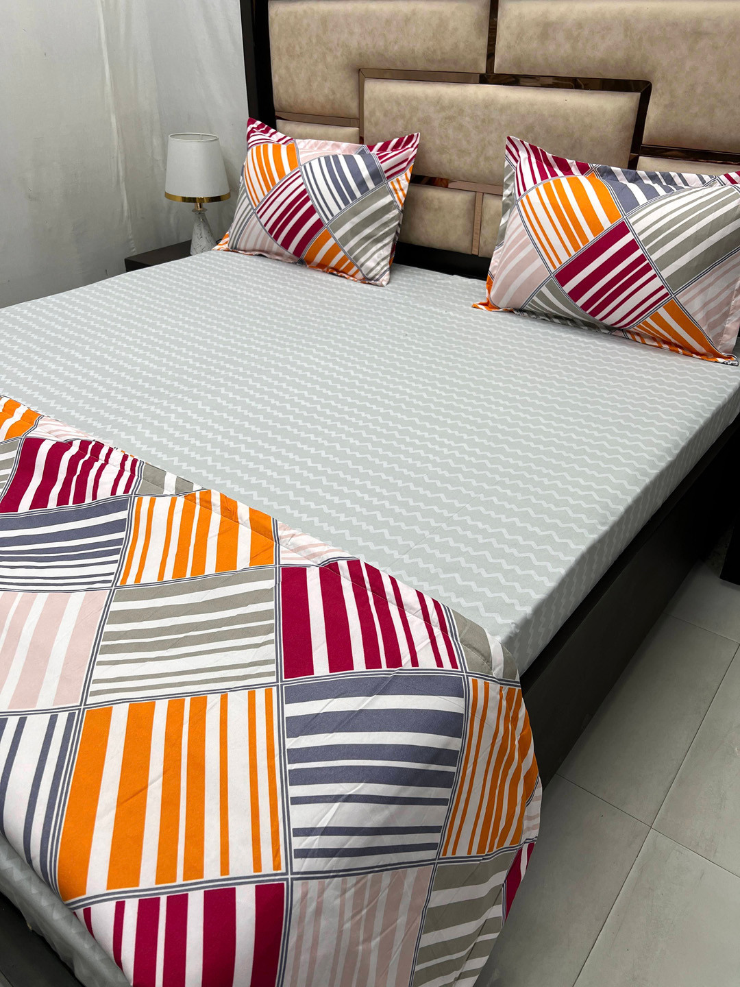 Buy Pure Decor Bedding Of 4 Pieces Bedsheet Set 2.28m X 2.54m With ...