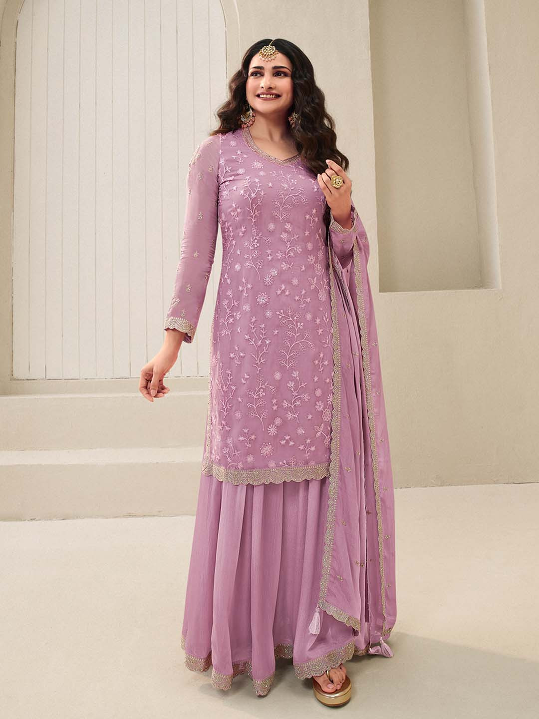 Buy Seerat Women Ethnic Motifs Embroidered Regular Thread Work Kurti With Sharara & With Dupatta ...