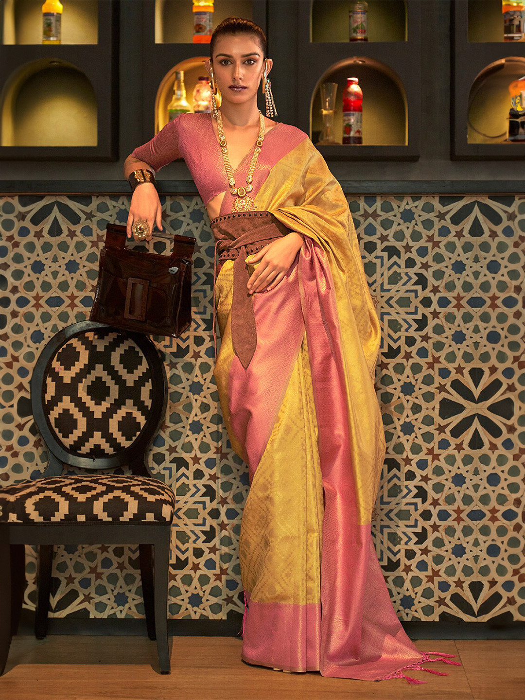 Buy DEVATITHI Geometric Woven Design Zari Kanjeevaram Saree - Sarees ...