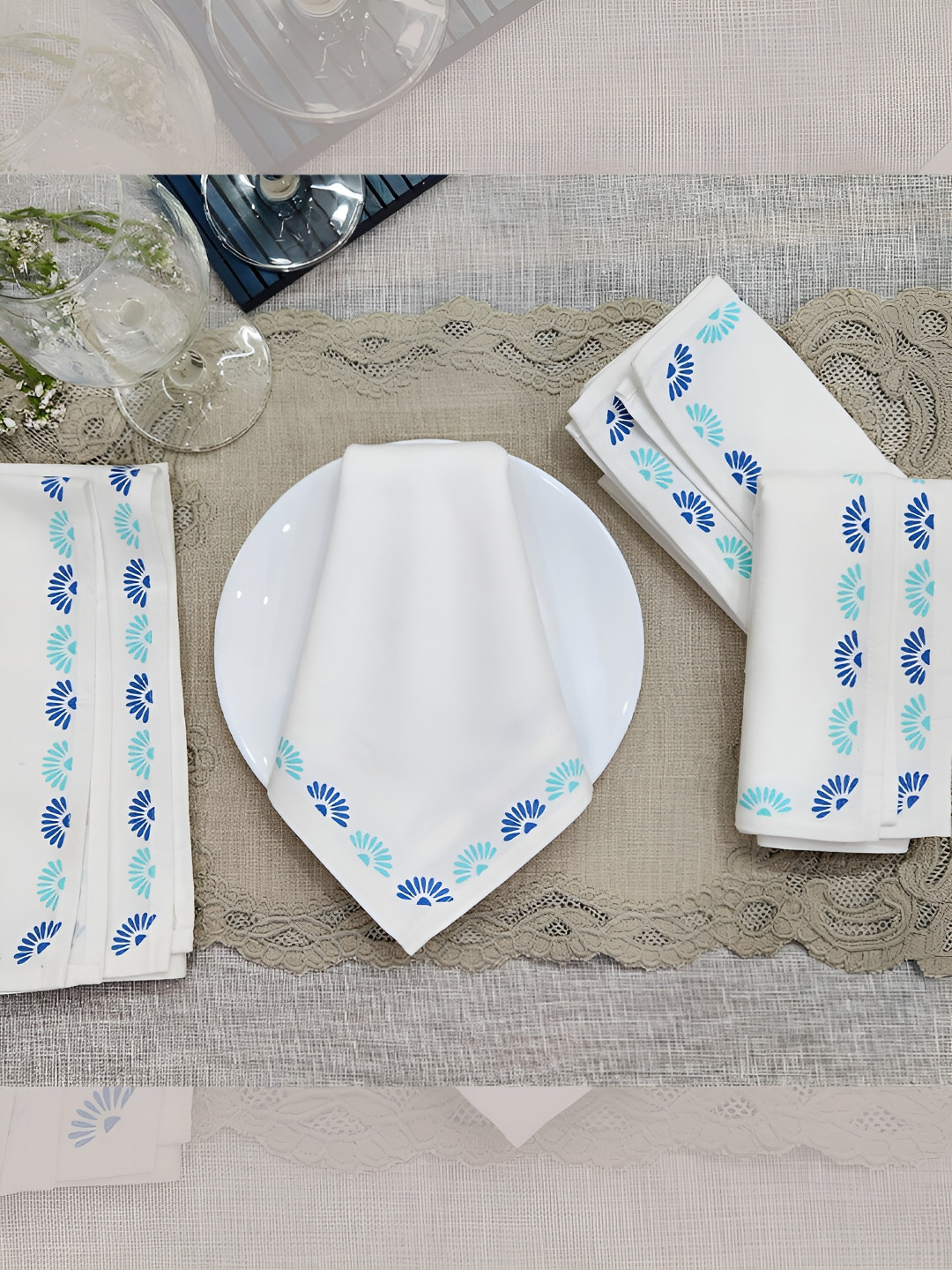 Buy DESIGN GAATHA 4 Pieces White & Blue Printed Pure Cotton Table ...