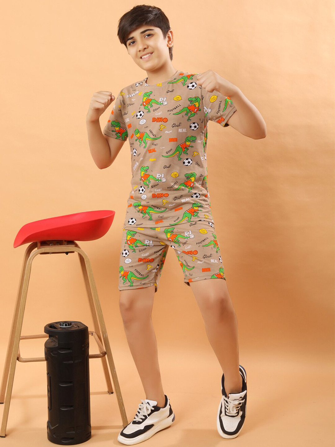 Buy Ninos Dreams Boys Printed Pure Cotton T Shirt With Shorts ...