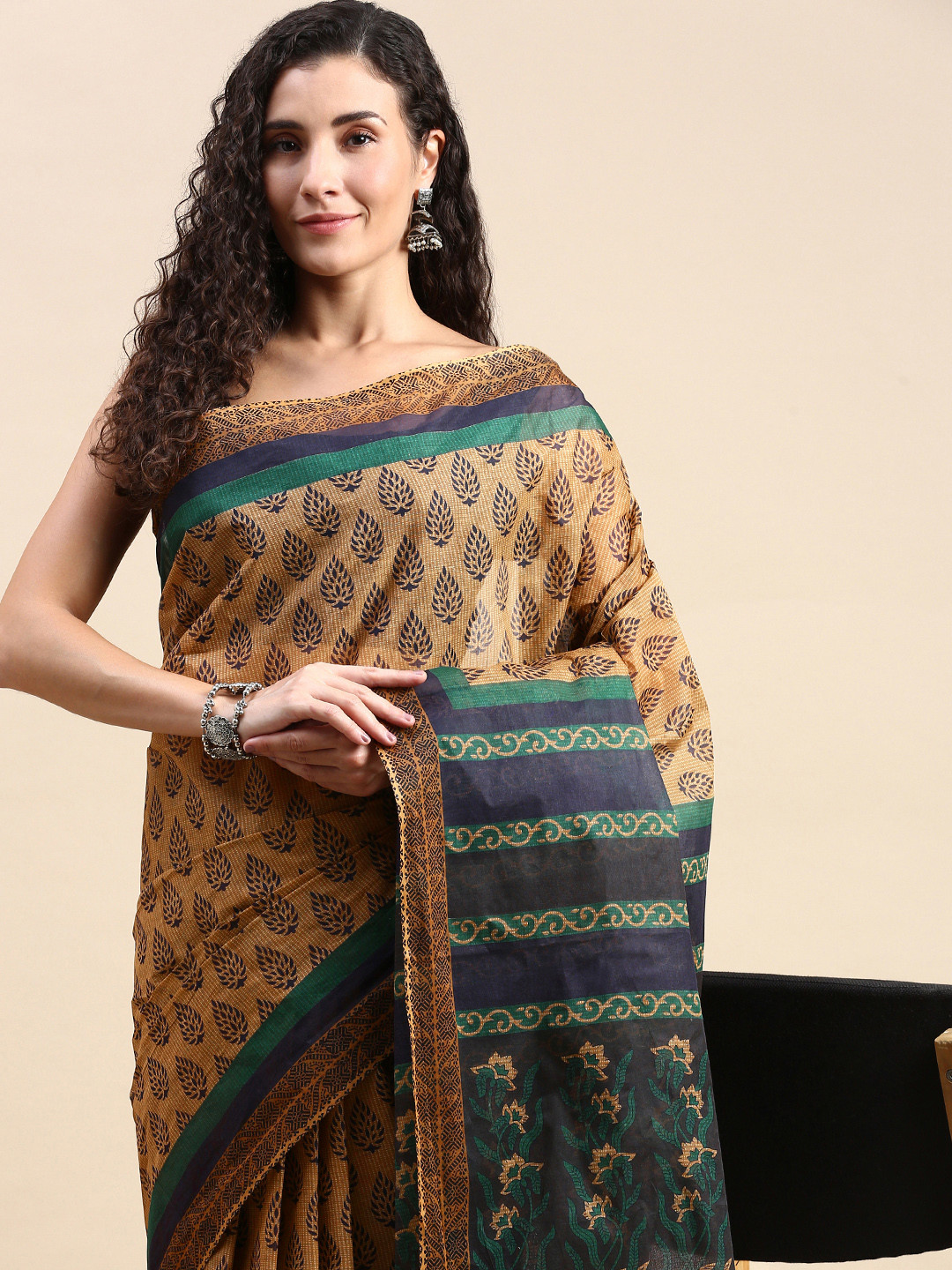 Buy SHANVIKA Ethnic Motifs Pure Cotton Saree - Sarees for Women ...