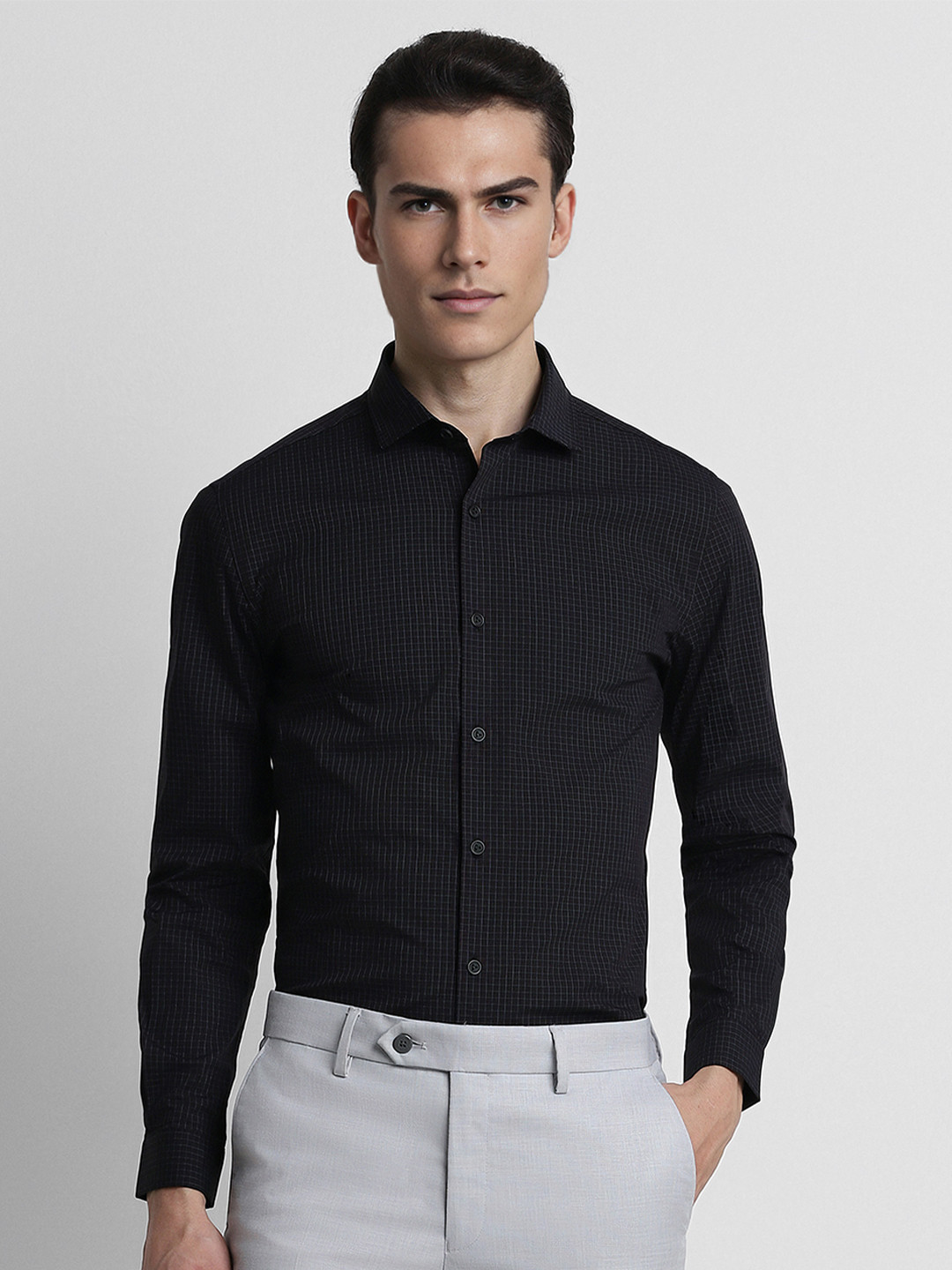 Buy Peter England Slim Fit Micro Checked Spread Collar Long Sleeves ...