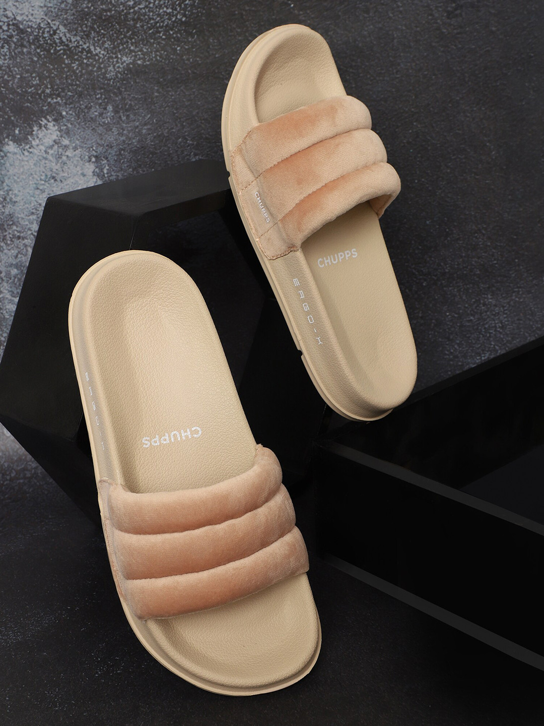 Buy CHUPPS Women's Cloud Cozy ErgoX Plus Comfort Sliders - Flip Flops ...