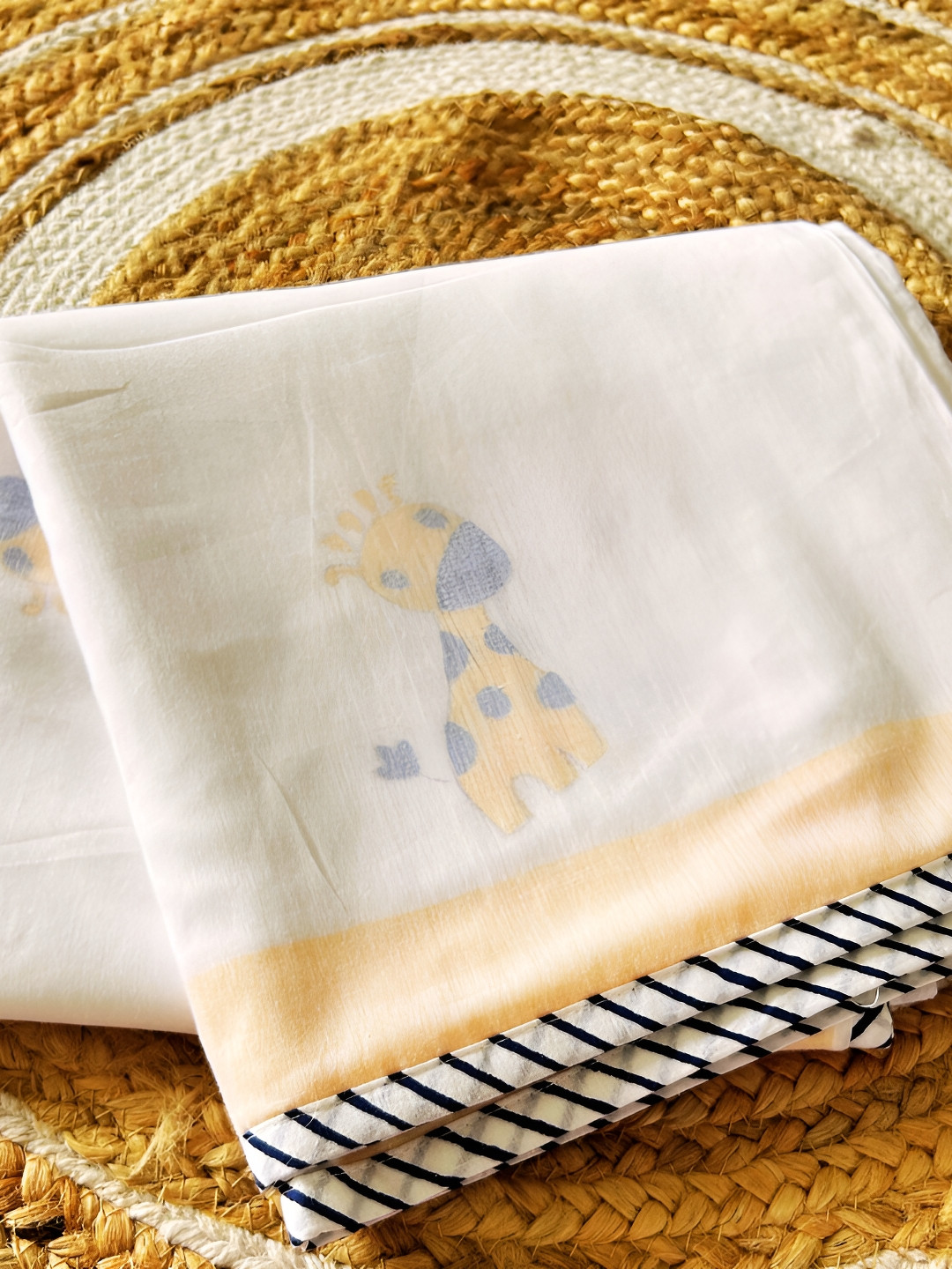 Buy PLAYFUL STITCHES Kids 3 Layer Dohar With Natural Dye Giraffe Design ...