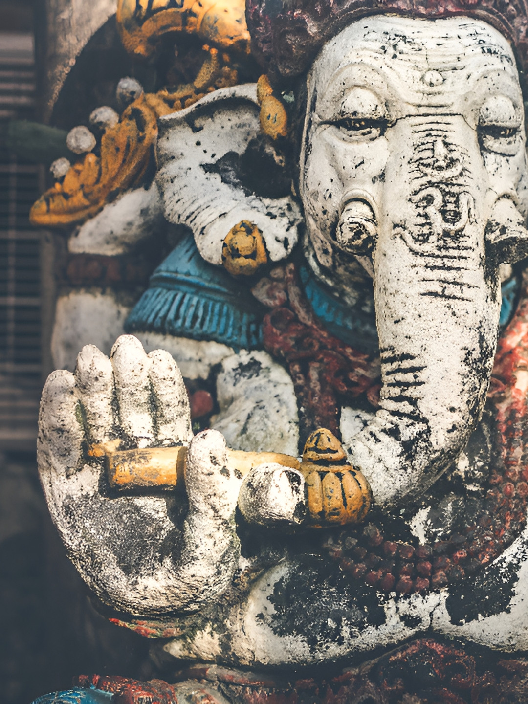 Buy Wallpics White & Brown Ganesh Ji Printed Religious Printed ...