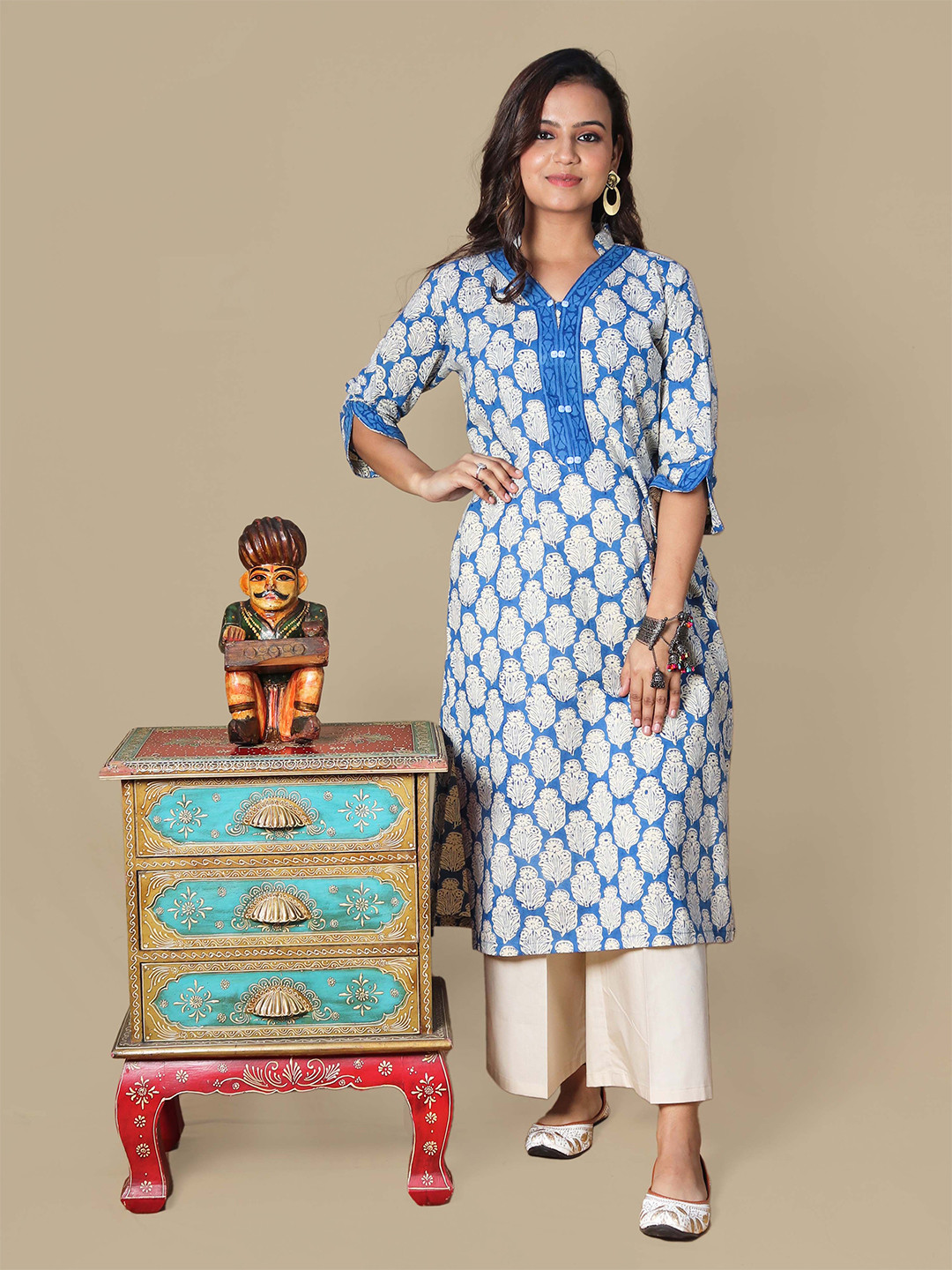 Buy TSUCCHI TRADITIONS Floral Printed V Neck Pure Cotton Kurta - Kurtas for Women 28528802 | Myntra