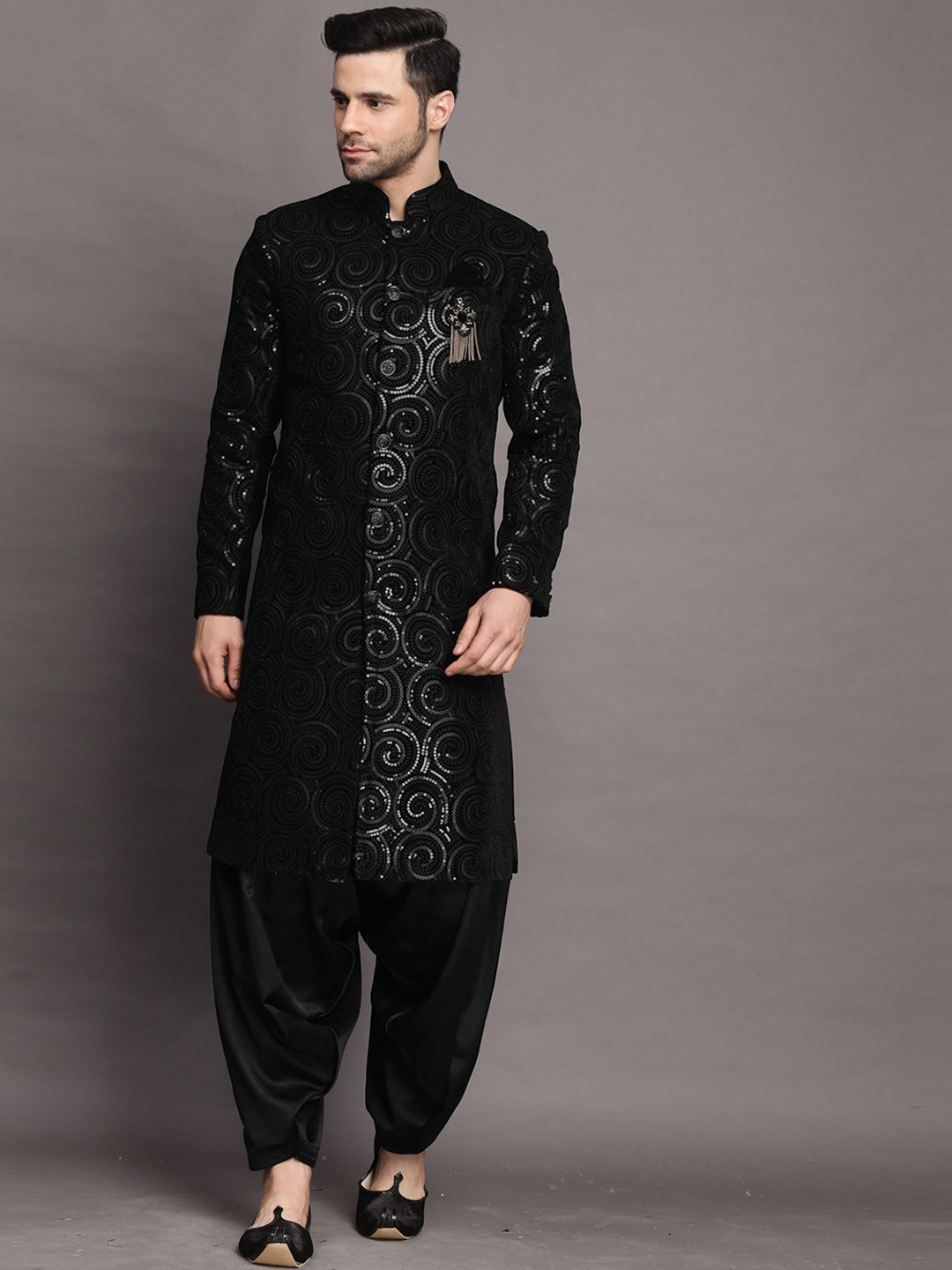 Buy Utsav Fashion Embroidered Straight Velvet Sherwani Set - Sherwani ...
