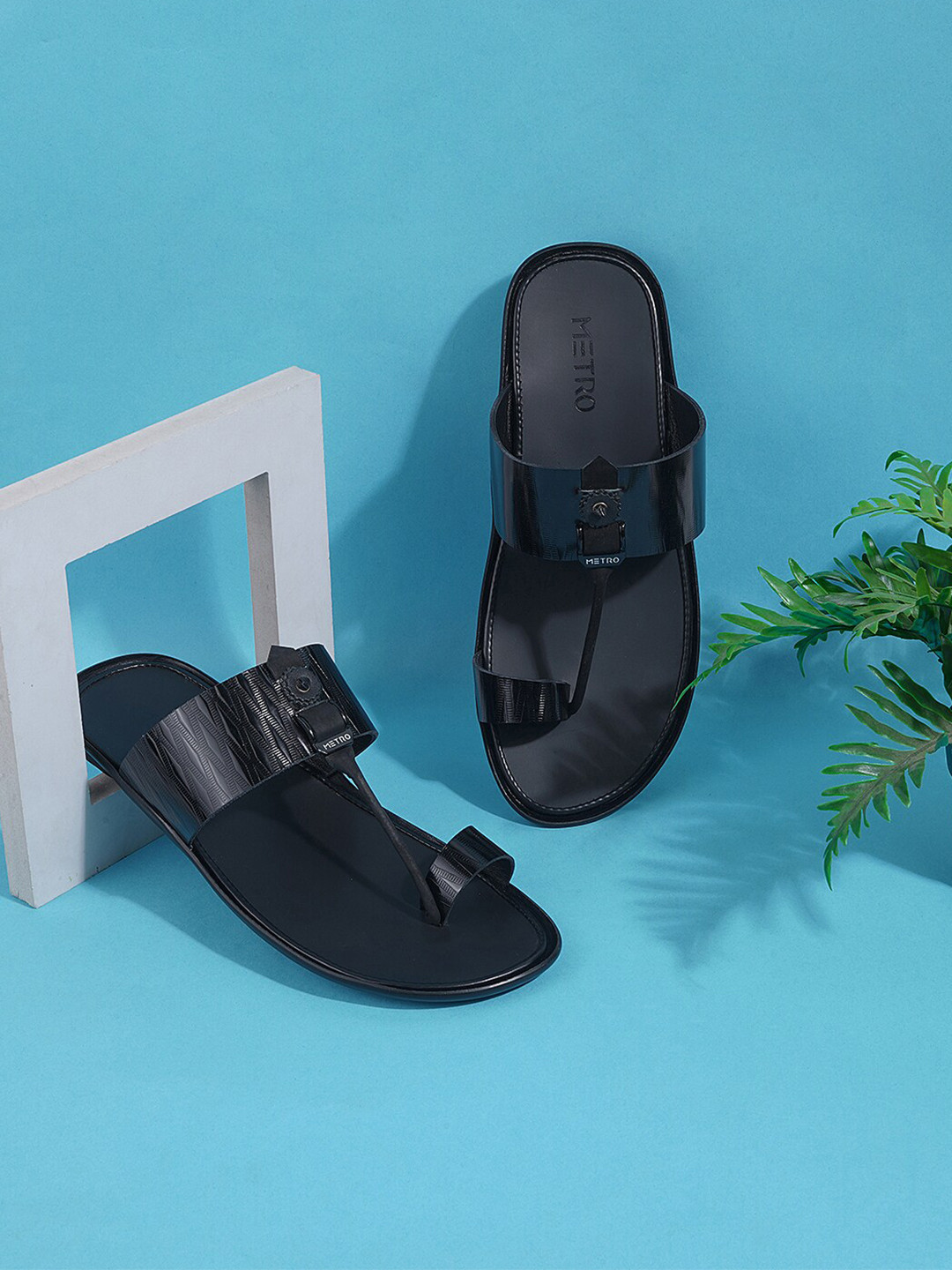 Buy Metro Men Leather Comfort Sandals - Sandals for Men 28552536 | Myntra