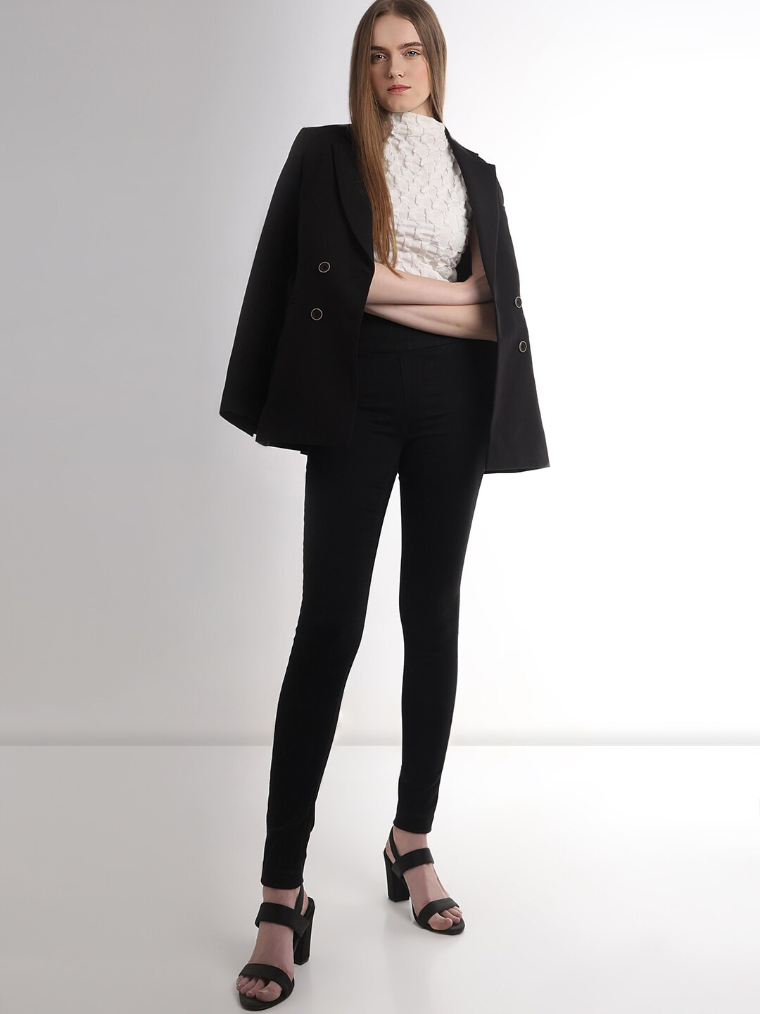 Buy Vero Moda Women Skinny Fit Jeggings With Zip - Jeggings for Women ...