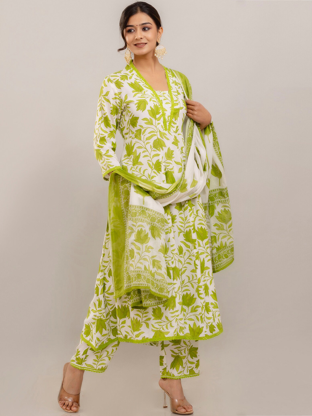 Buy PARTHVI Floral Printed Anarkali Kurta With Trousers & Dupatta ...