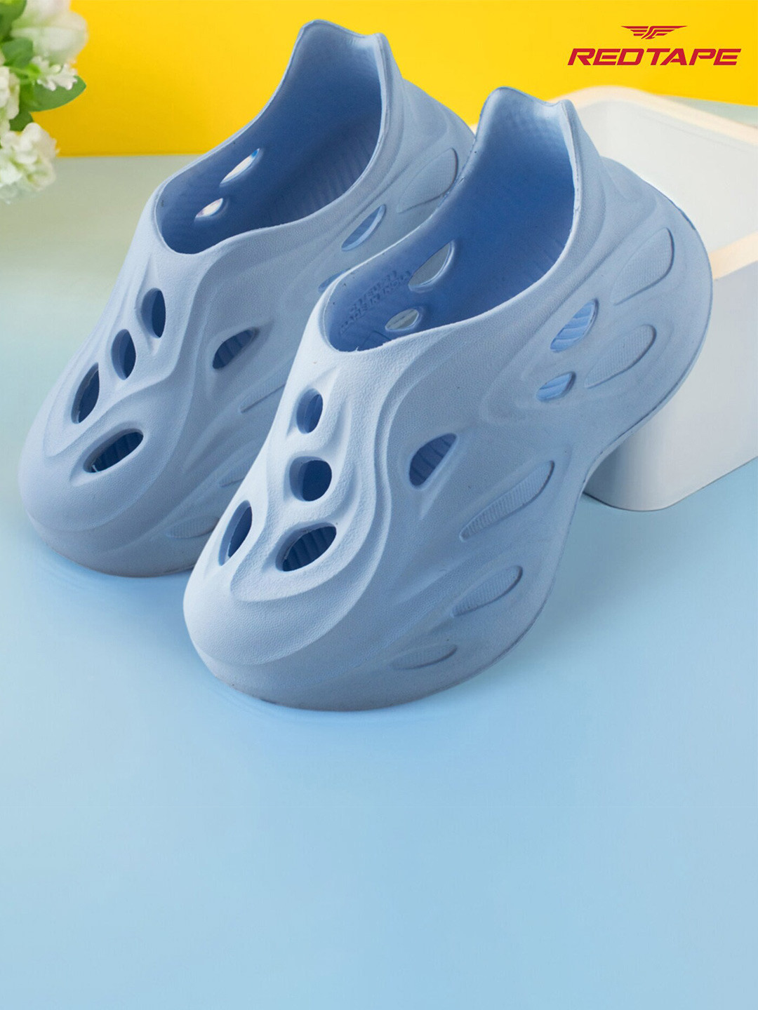 Buy Red Tape Kids Self Design Clogs - Flip Flops for Unisex Kids ...