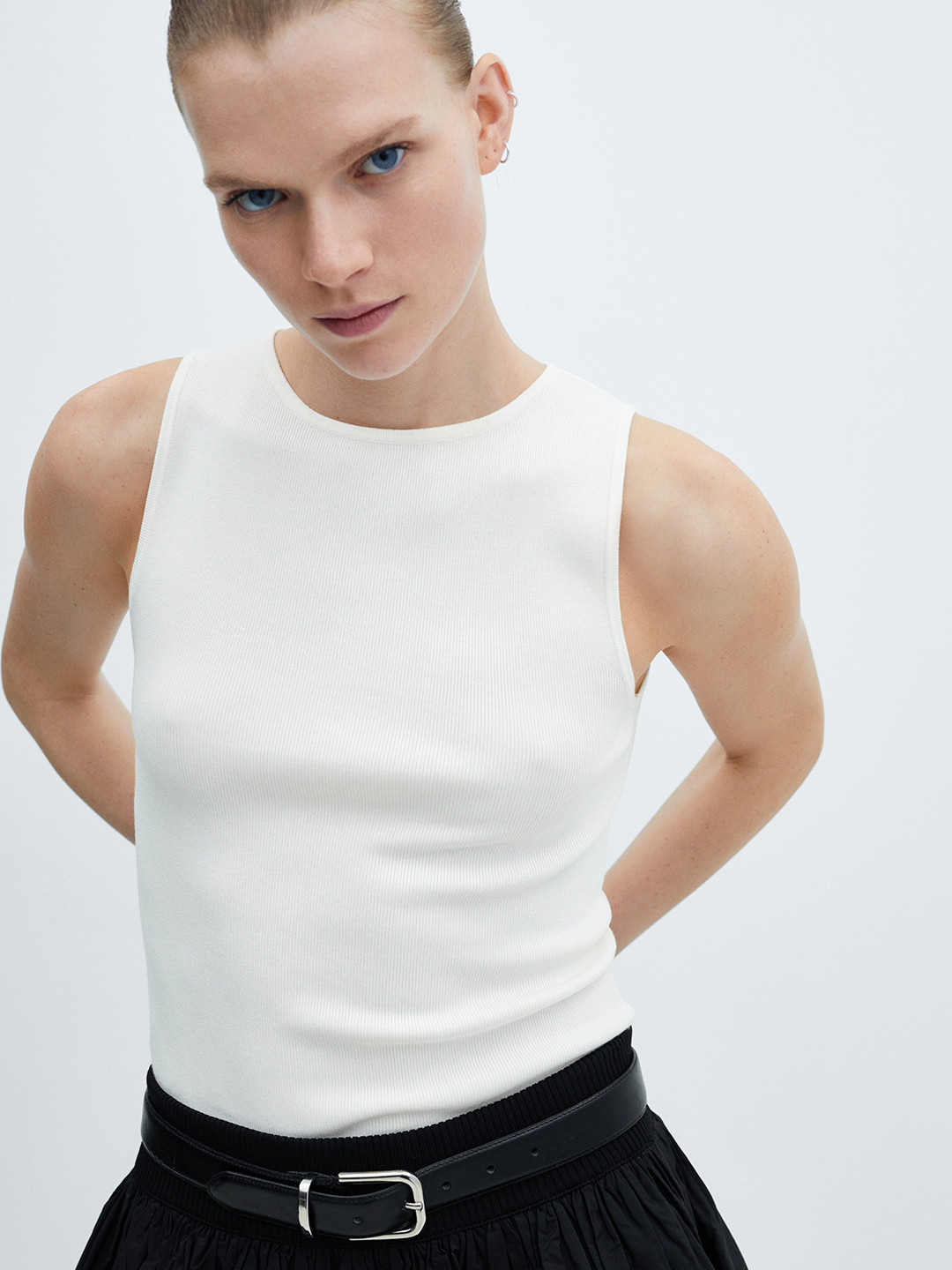 Buy MANGO Sleeveless Fitted Top - Tops for Women 28731260 | Myntra