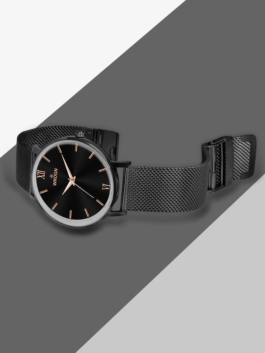 Buy WROGN Men Embellished Dial Bracelet Style Straps Round Analogue ...