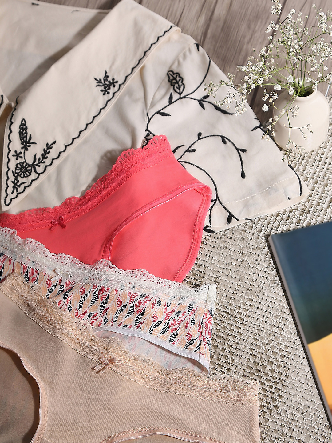 Buy Vero Moda Women Pack Of 3 Hipster Briefs - Briefs for Women ...