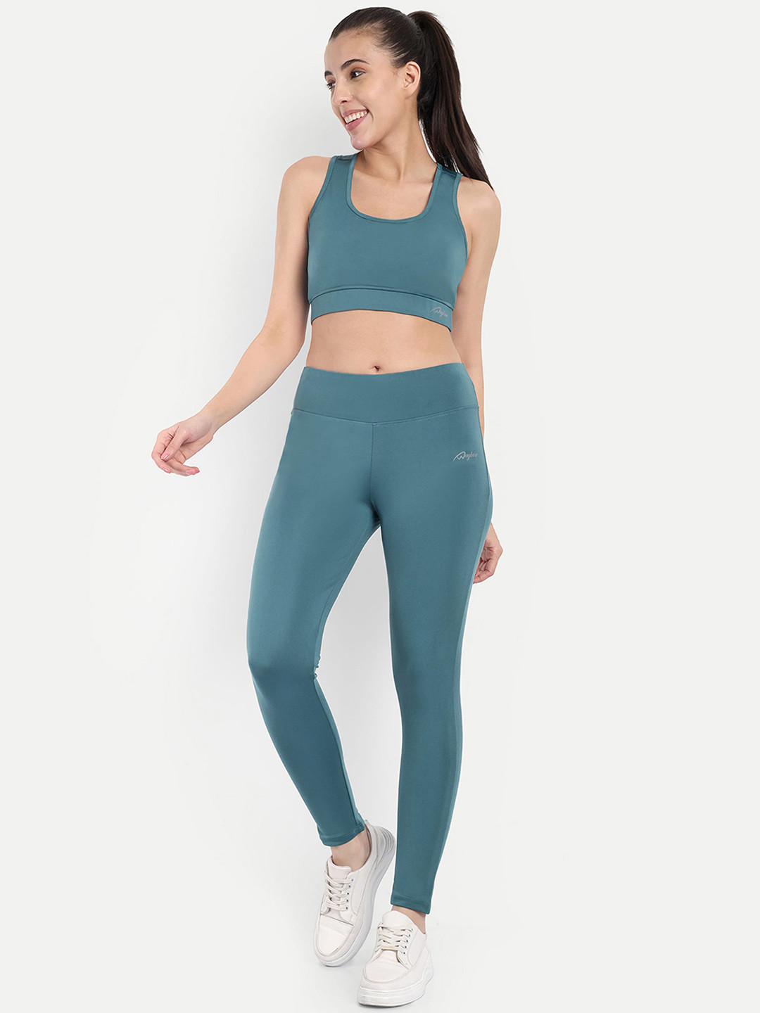 Buy WAYLENE Round Neck Sports Bra & Tights - Tracksuits for Women 28772718 | Myntra