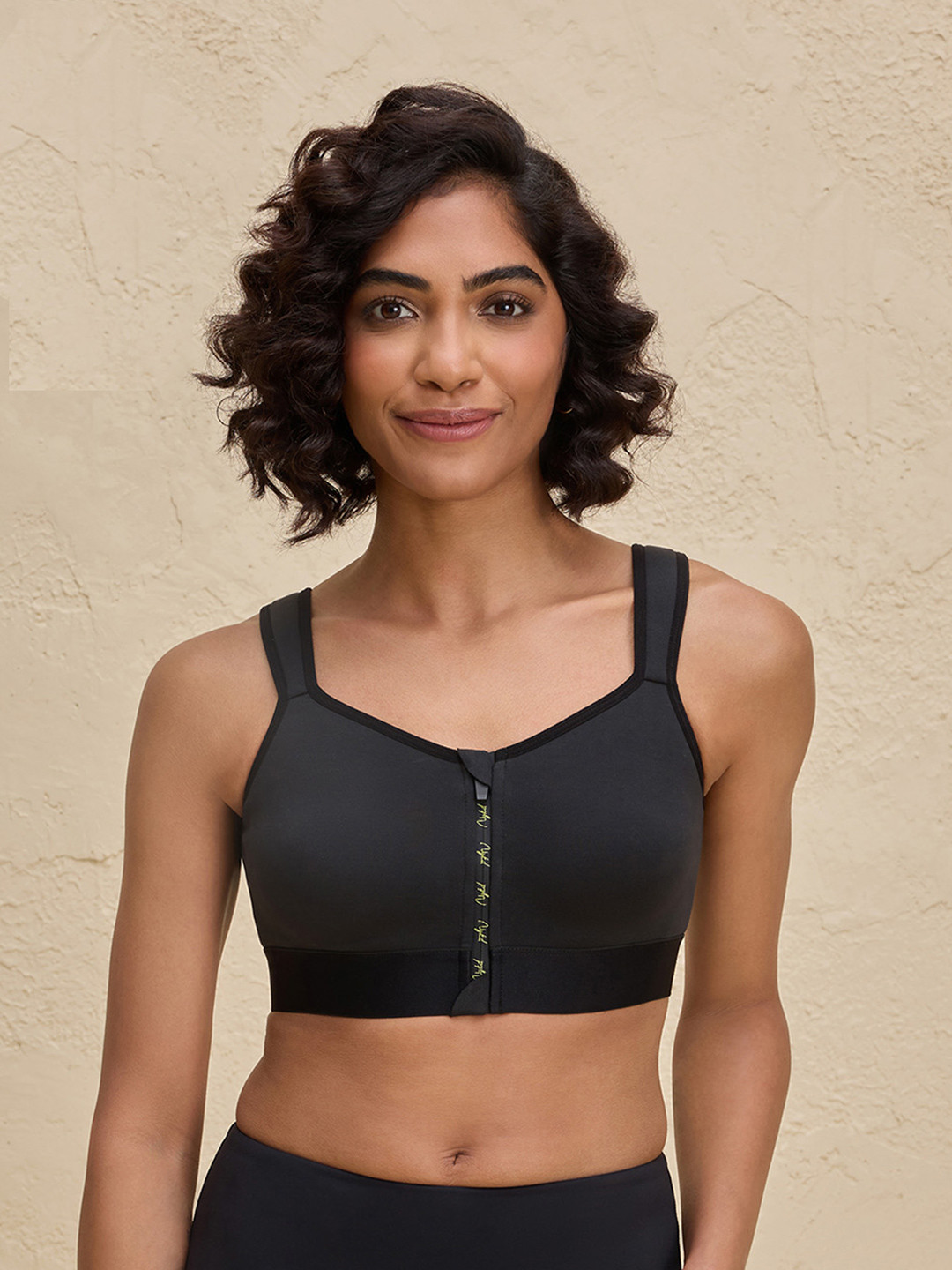 Buy Nykd By Nykaa Ultimate High Impact Multiway Adjustable Sports Bra ...