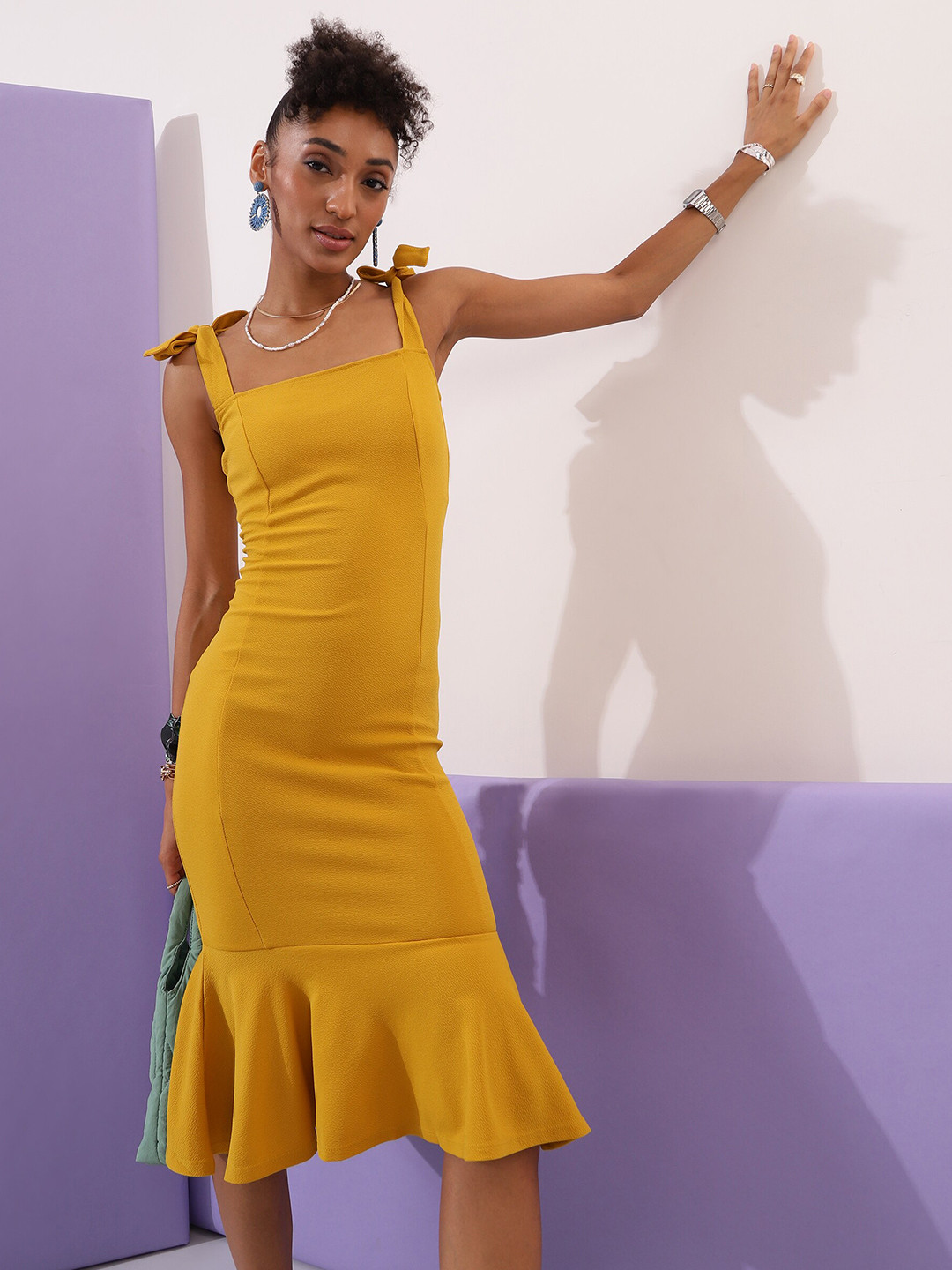 Buy Veni Vidi Vici Sheath Midi Dress - Dresses for Women 28881518 | Myntra