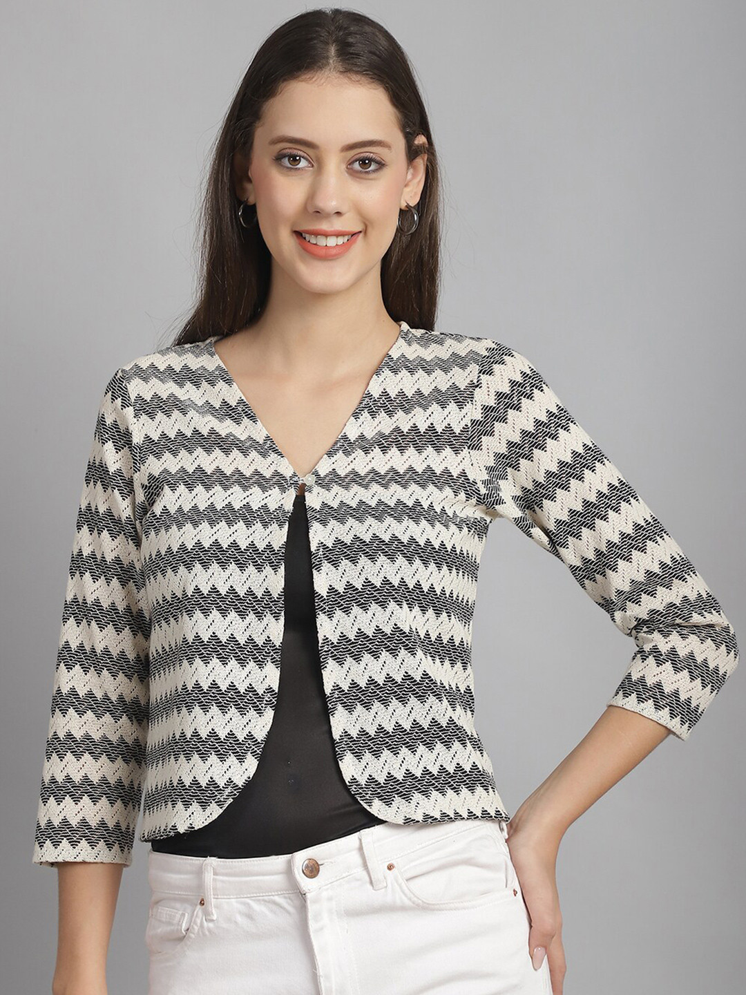 Buy Rute Women Cotton Button Shrug - Shrug for Women 28917894 | Myntra