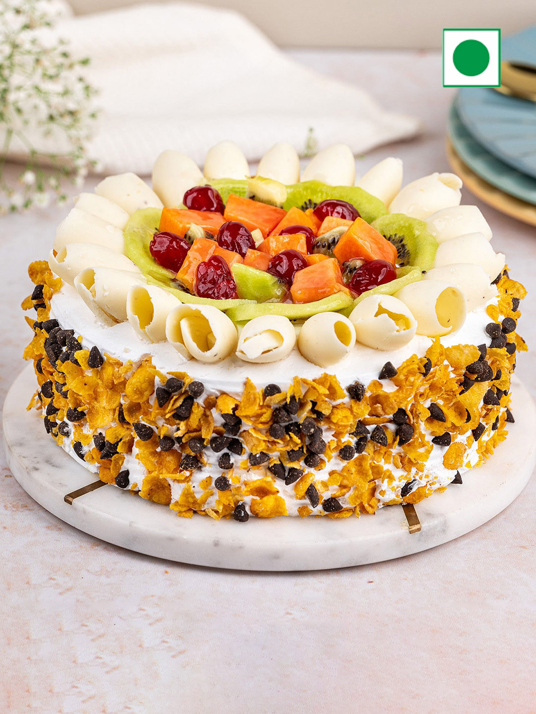 Buy Fnp Pineapple Flavour Eggless Round Cake 500gms - Cake for Unisex ...