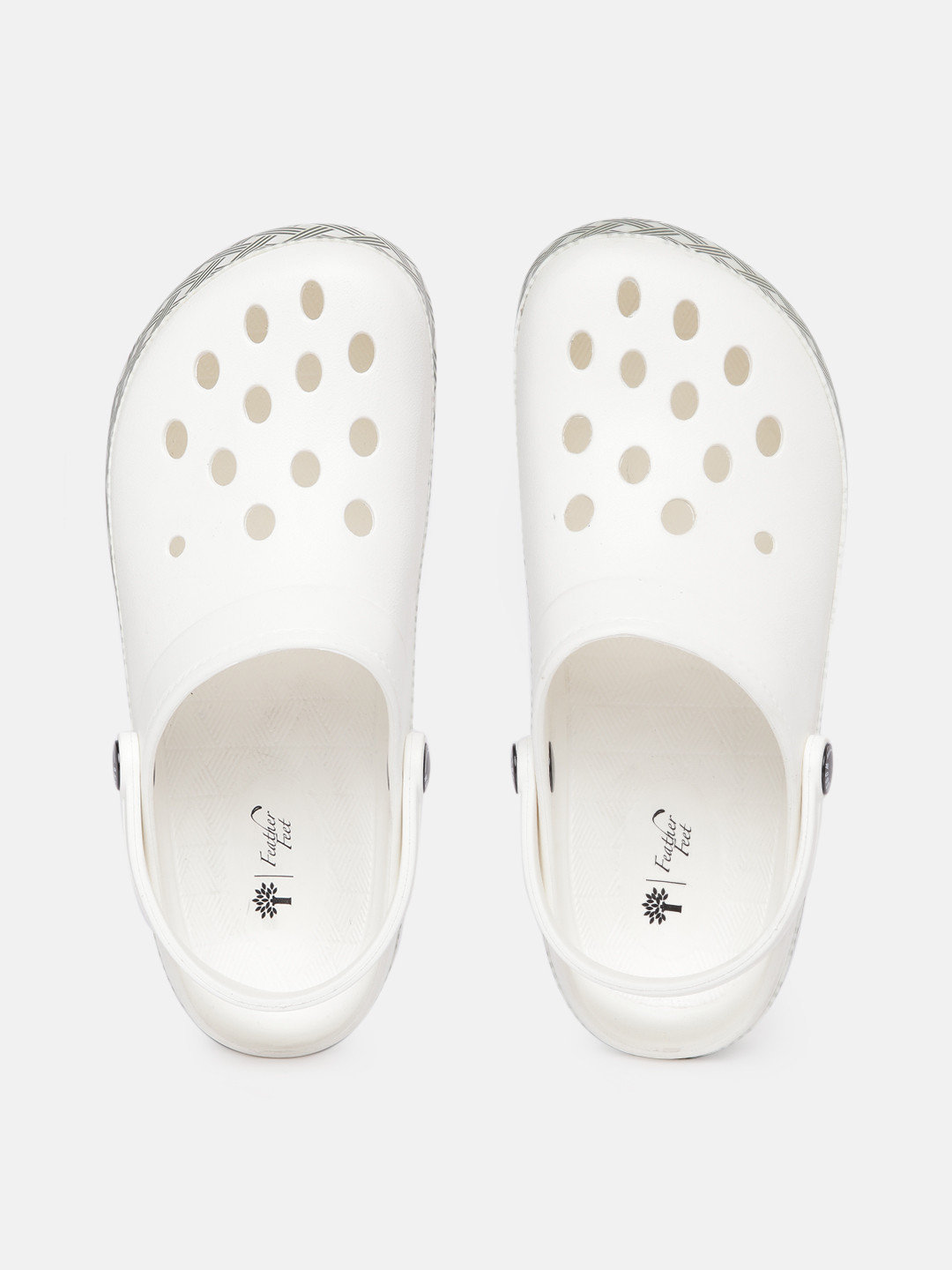 Buy Woodland Men Slip On Clogs - Flip Flops for Men 28987304 | Myntra