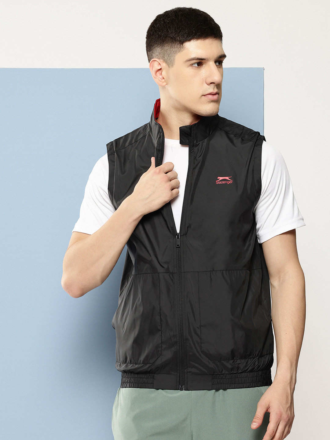 Buy Slazenger Sporty Sleeveless Jacket - Jackets for Men 29010898 | Myntra