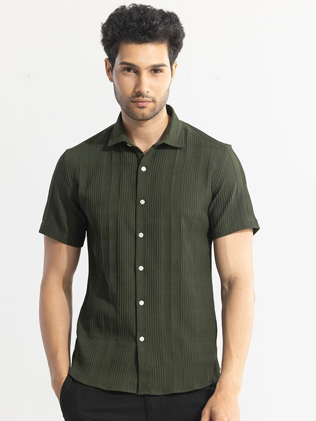 Buy Snitch Green Classic Slim Fit Striped Spread Collar Cotton Casual ...