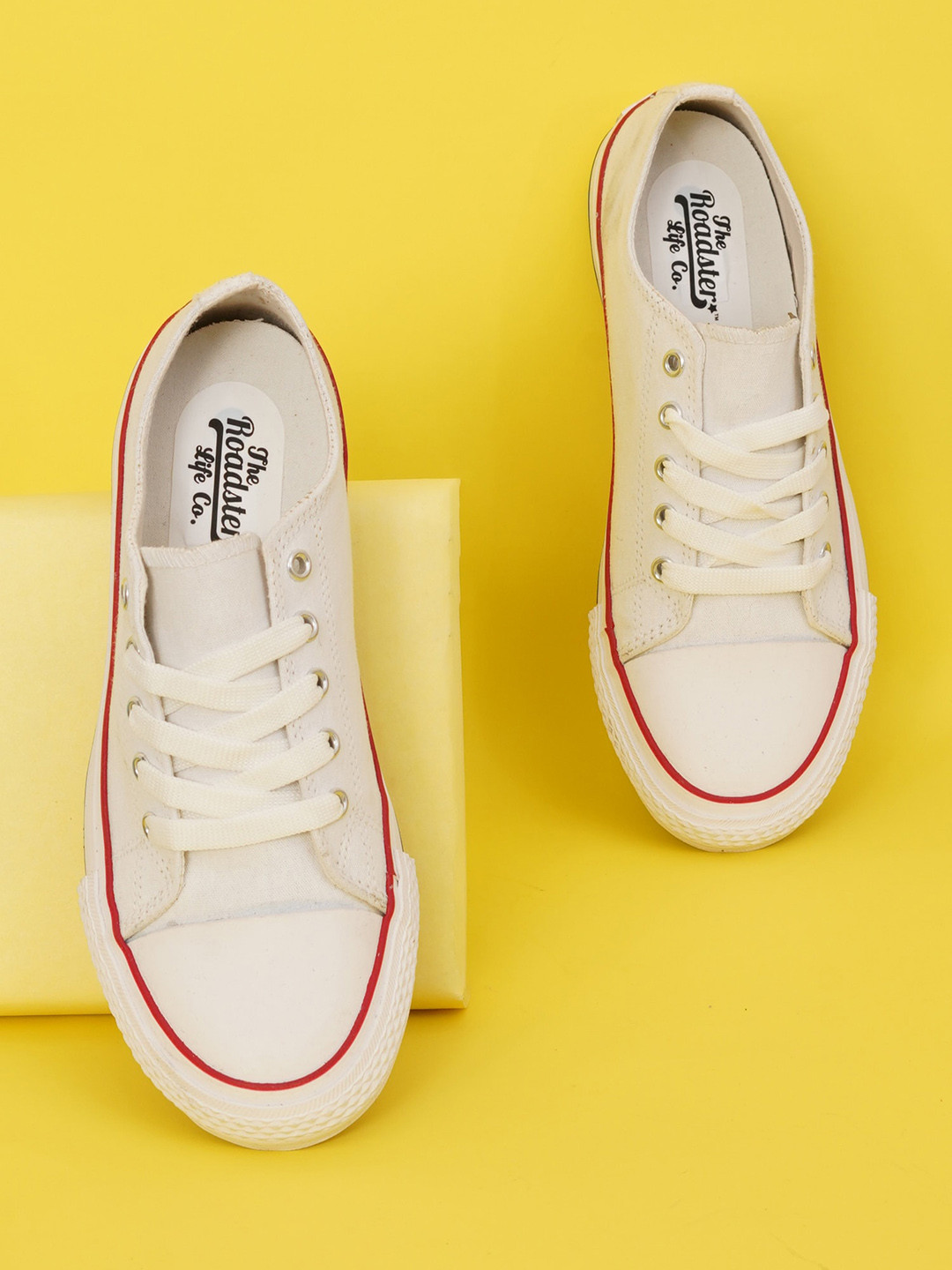 Buy The Roadster Lifestyle Co. Men White Textured Comfort Insole Canvas ...