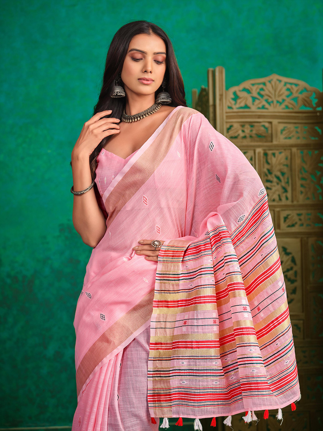 Buy Sangria Geometric Woven Design Saree - Sarees for Women 29054688 ...