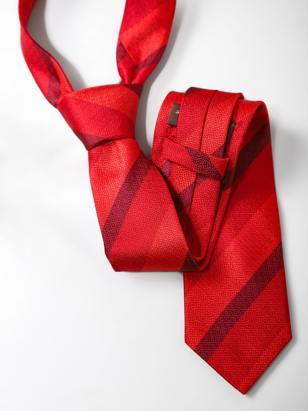 Buy Louis Philippe Men Striped Broad Tie - Ties for Men 29064192 | Myntra