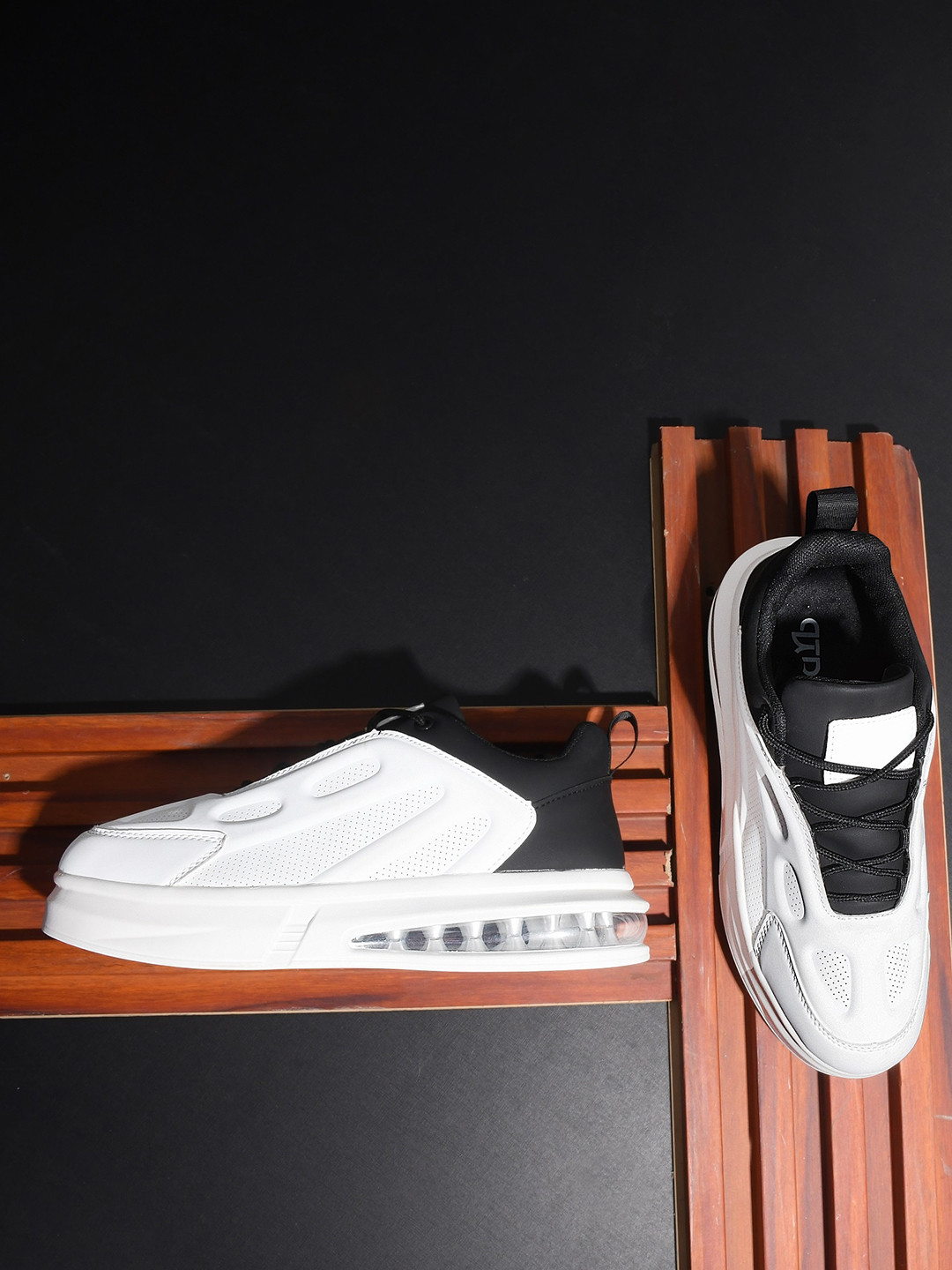 Buy THE WHITE POLE Men Textured Lightweight Memory Foam Lace Up ...