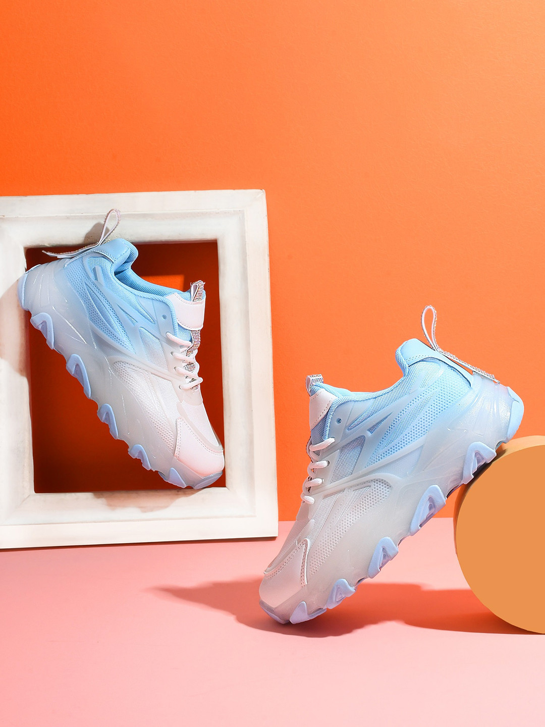 Buy THE WHITE POLE Men Colourblocked Lace Up Lightweight Memory Foam ...