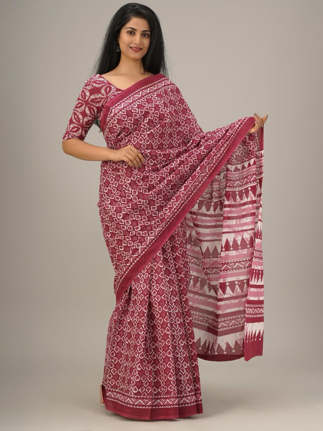 Buy JALTHER Geometric Printed Pure Cotton Block Print Saree - Sarees ...