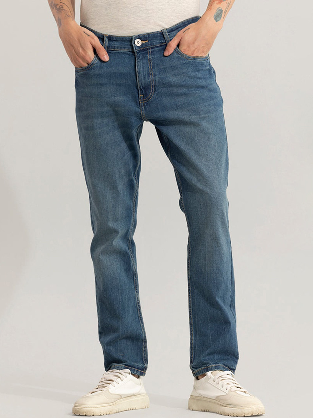Buy Snitch Men Blue Relaxed Fit Clean Look Mid Rise Stretchable Jeans ...