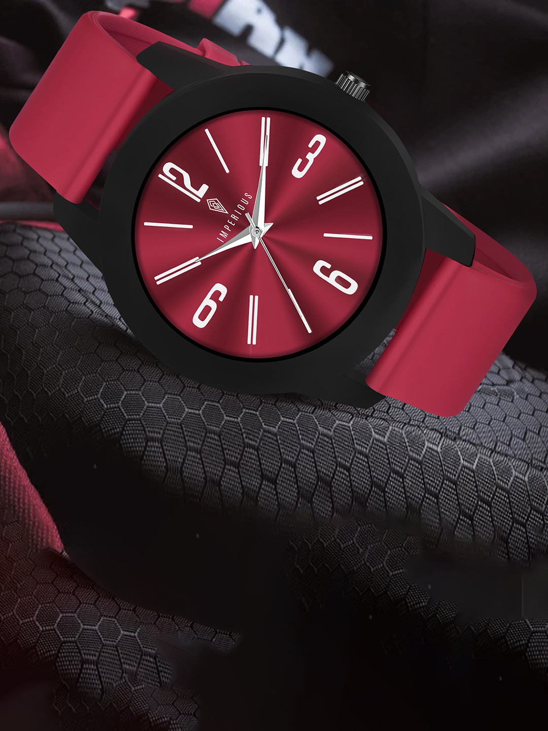 Buy Imperious The Royal Way Men Round Shaped Analogue Watch IMP Maroon ...