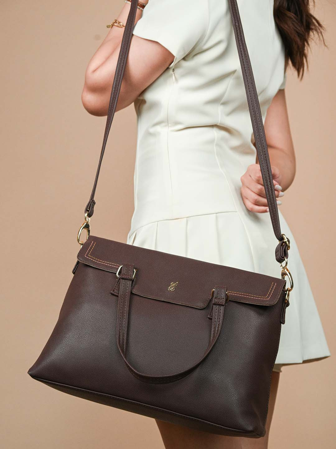 Buy Baggit Solid Structured Satchel - Handbags for Women 29247368 | Myntra