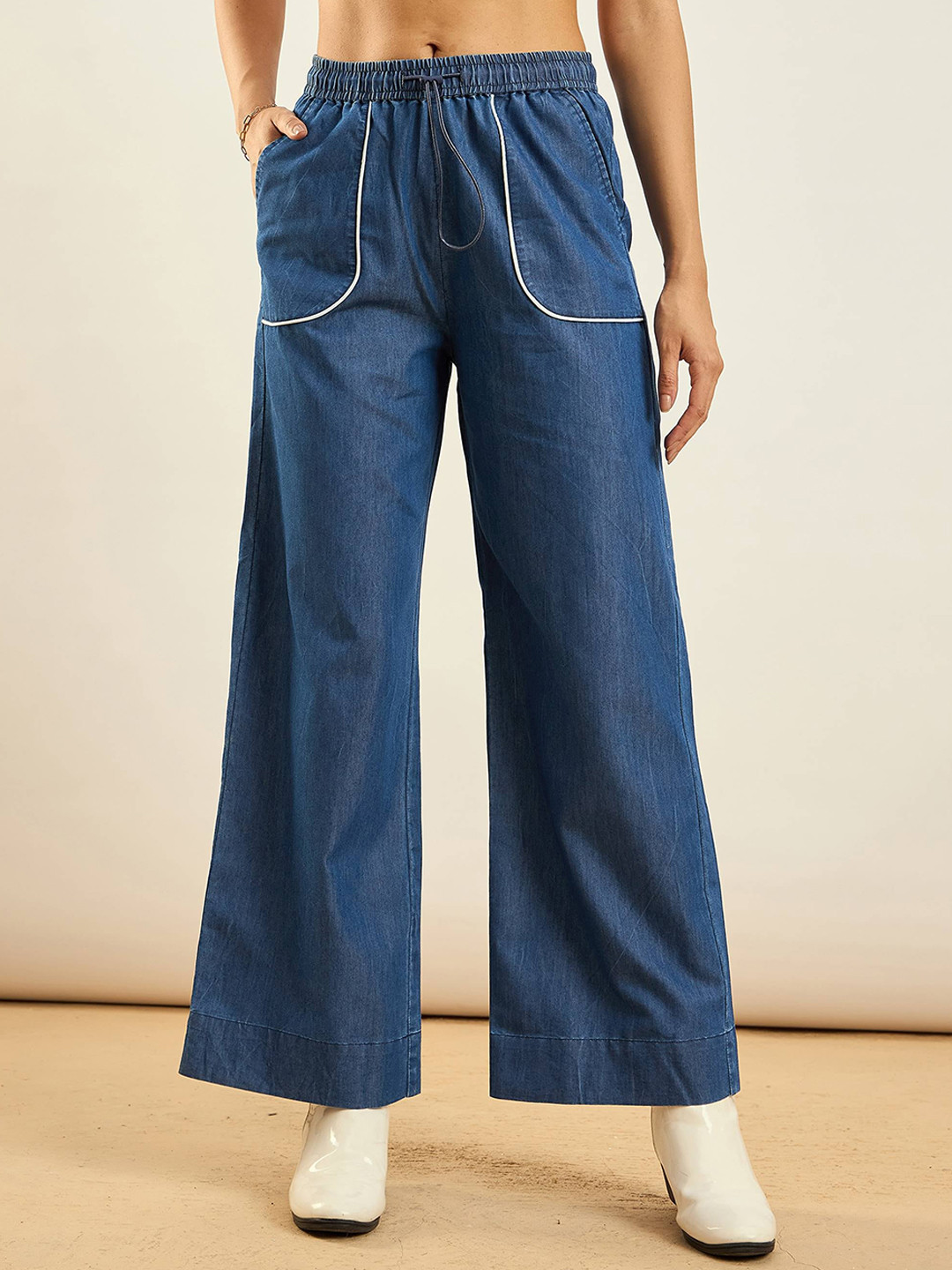 Buy SASSAFRAS Women Pure Cotton Loose Fit High Rise Parallel Trousers ...