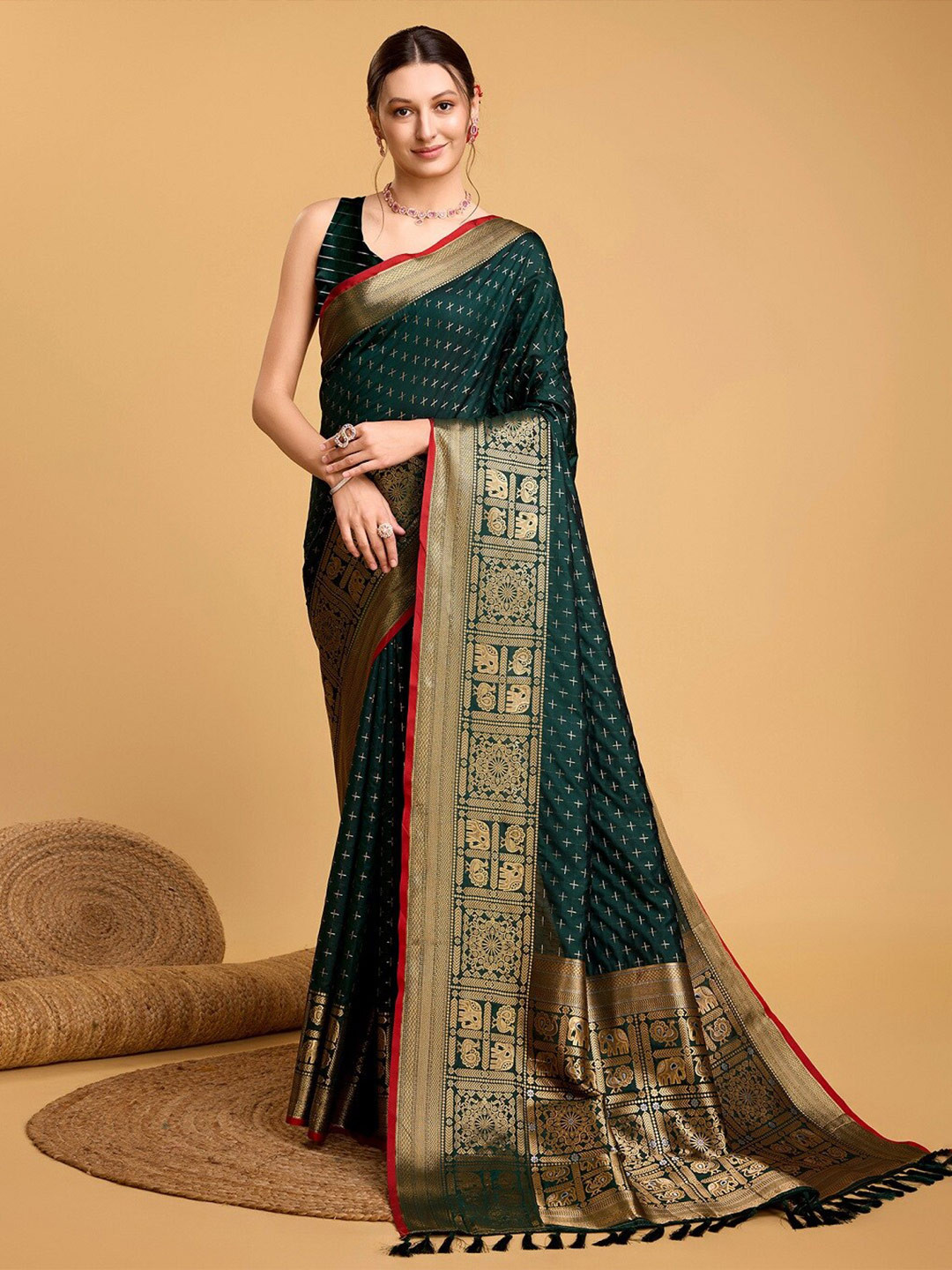 Buy Mitera Geometric Woven Design Zari Banarasi Saree - Sarees for ...