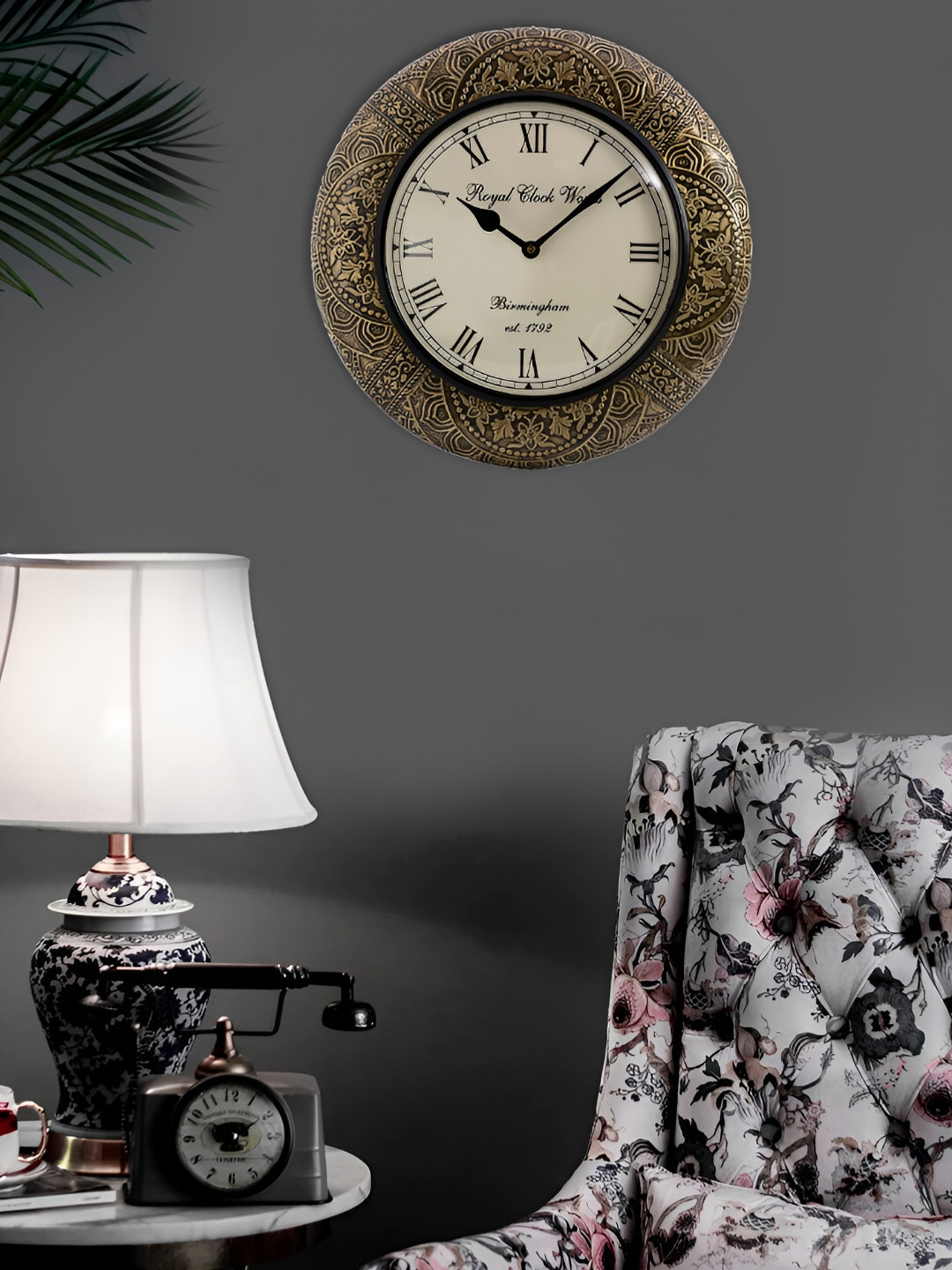 Buy Aura Gold Toned & Black Textured Round Vintage Wall Clock - Clocks ...