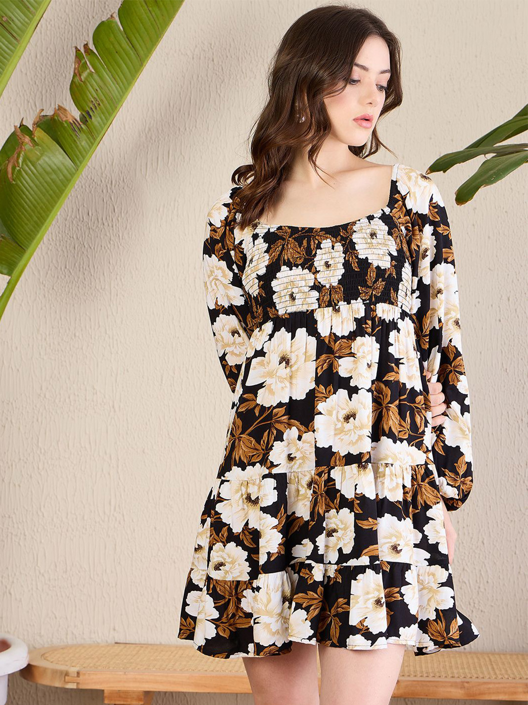 Buy MAGRE Floral Flex Fit Printed Sweetheart Neck Long Puff Sleeves ...