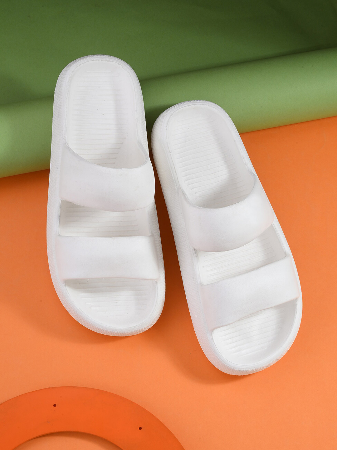 Buy HRX By Hrithik Roshan Men White Rubber Sliders - Flip Flops for Men ...